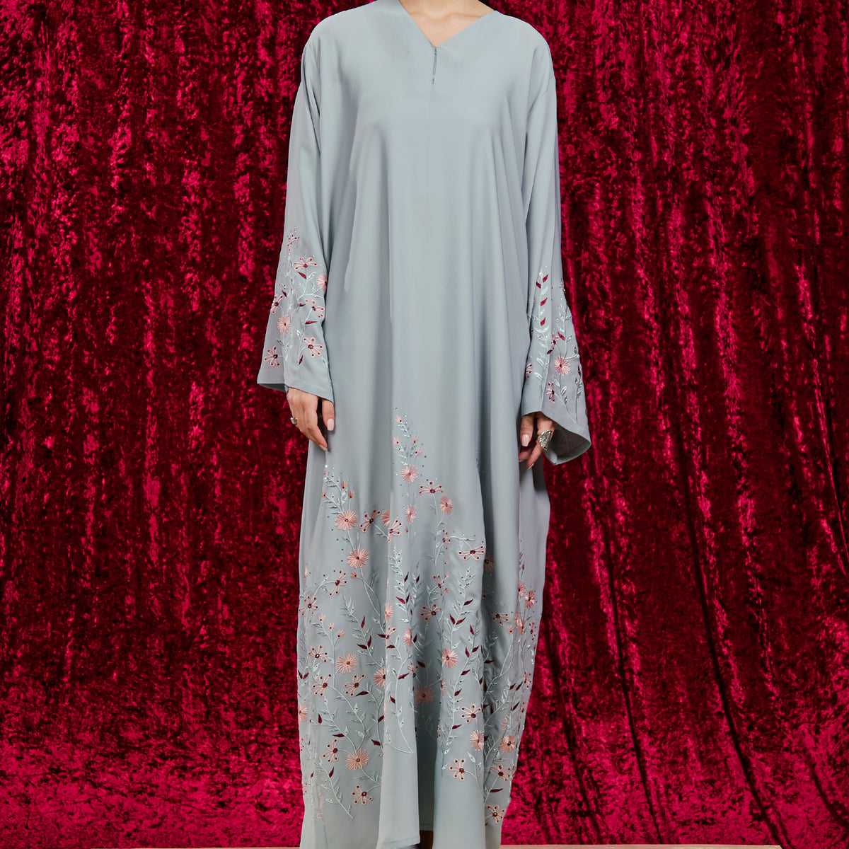 Petaro Powder Blue Abaya – Fustaann