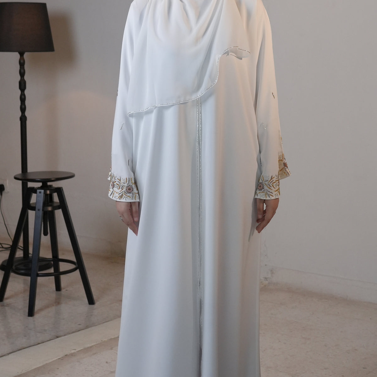Khyber White Dust Gold Abaya – Fustaann