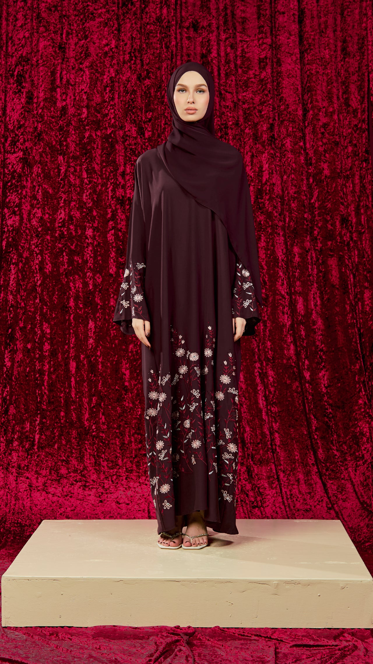 Petaro Burgundy Abaya – Fustaann