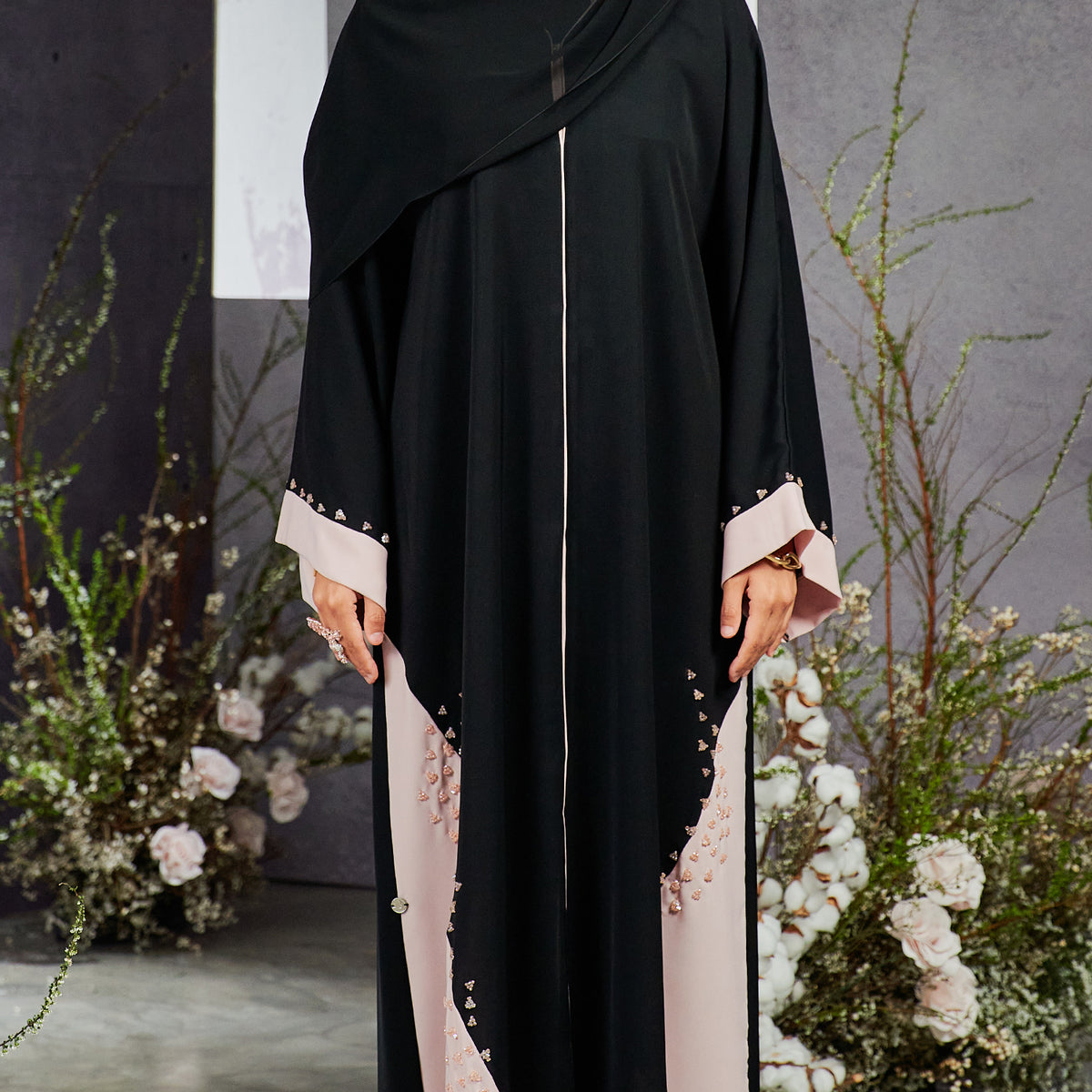 Sakina Obsidian Pink Abaya – Fustaann