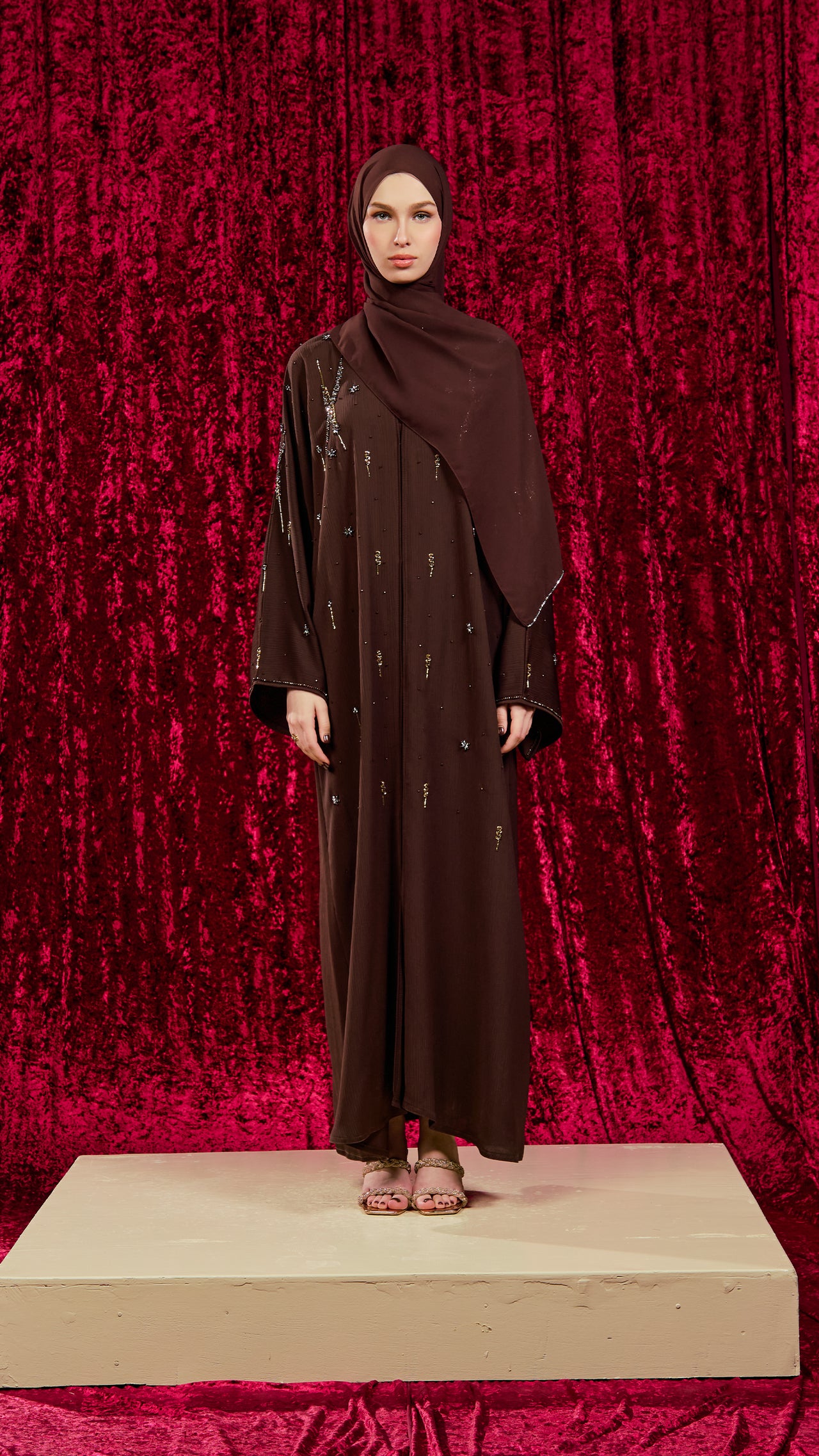 Van Rich Brown Abaya – Fustaann
